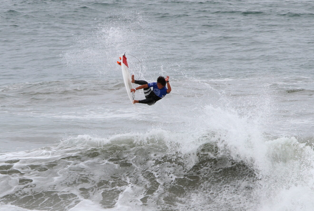 Waves of Physics: The Science of Surfing - Science Connected Magazine